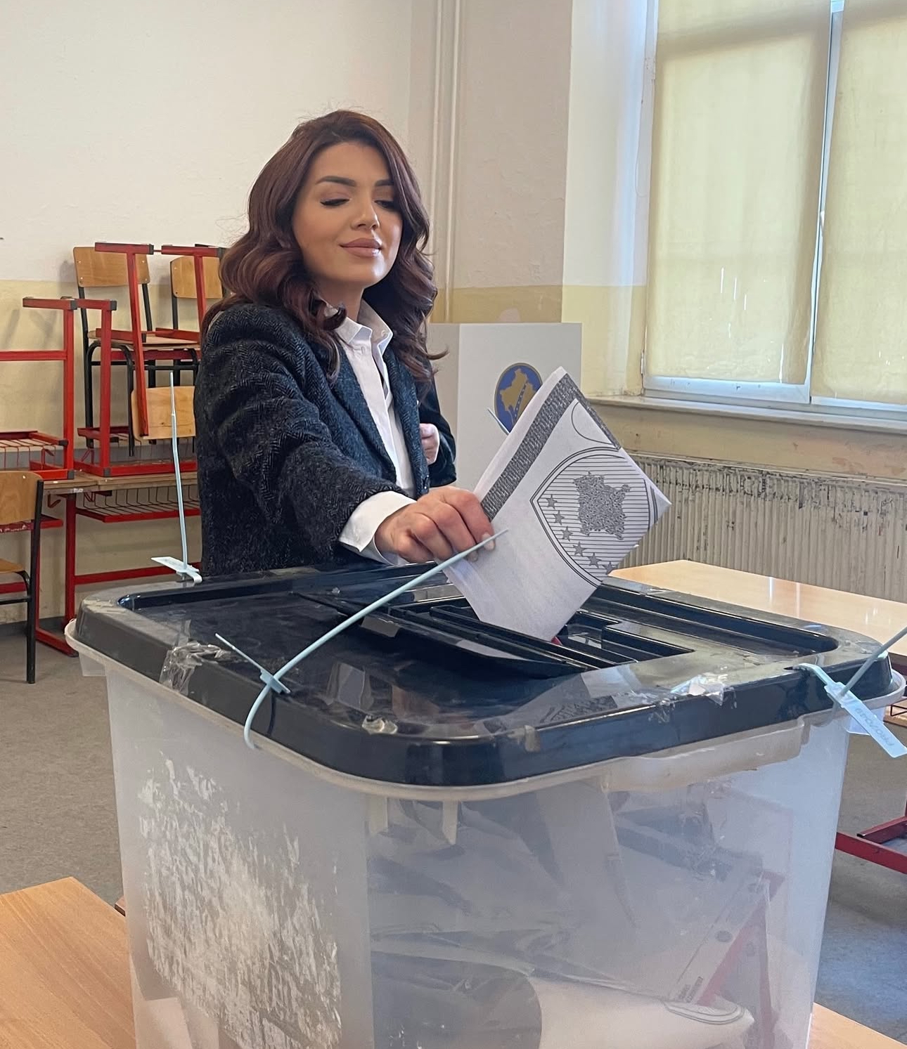 Befasia e zgjedhjeve - Edona Llalloshi me rekord votash! - Privebruto