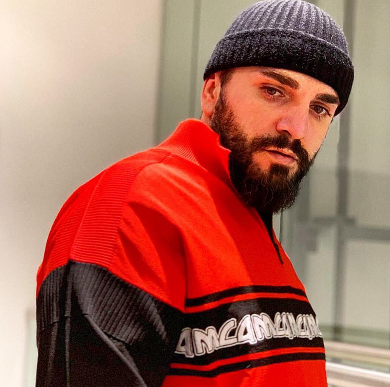 Agon Amiga i thotë lamtumirë muzikës? - Privebruto