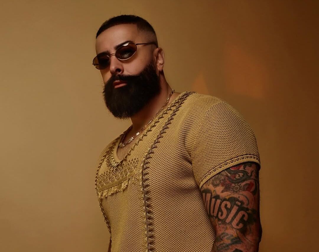 Arrestimi i nënës, Geti thyen heshtjen në rrjete sociale - Privebruto