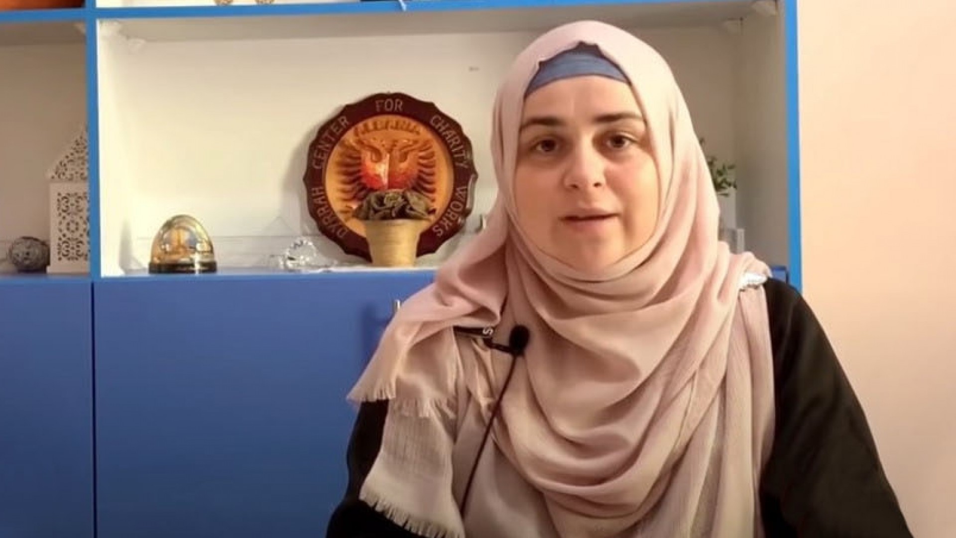 Rikthehet teologia Merjem Lumi, shfaqet pa mbulesë - Privebruto